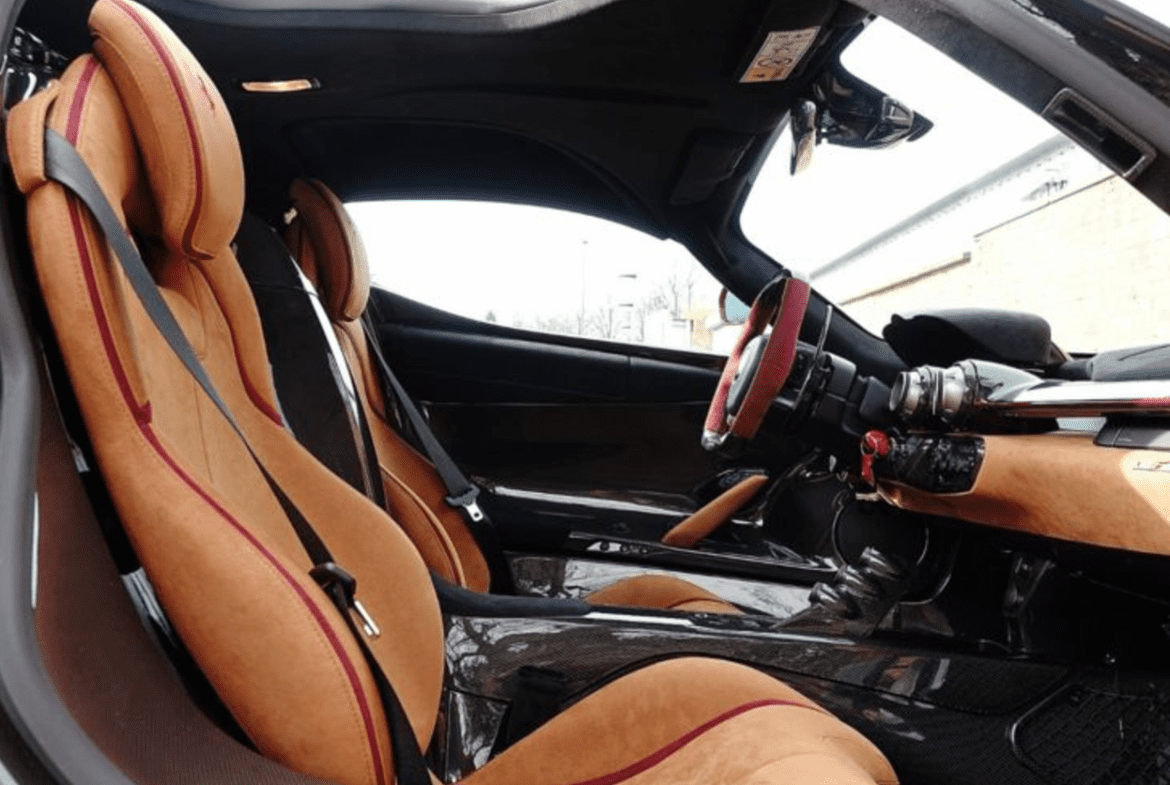 LAFerrari 1/1 dark red.Gold wheels alcantara interior – Agent4Stars.com