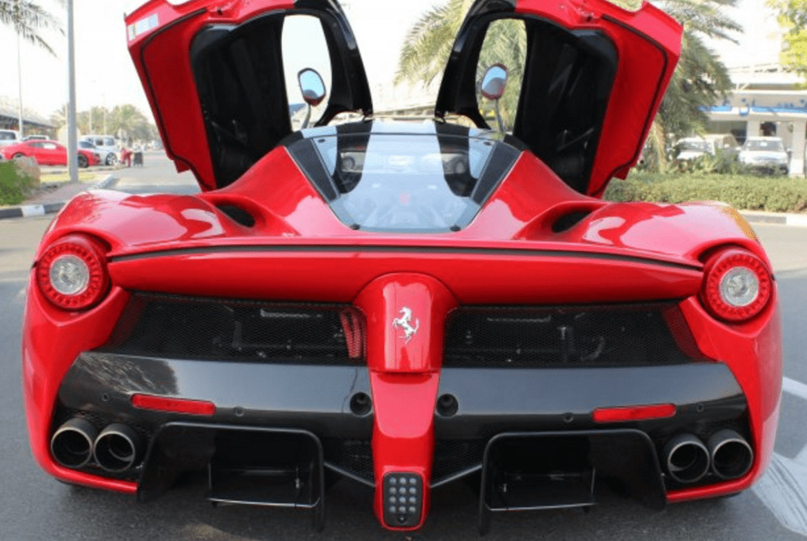 Red Gulf Specs LaFerrari black interior - Agent4Stars.com